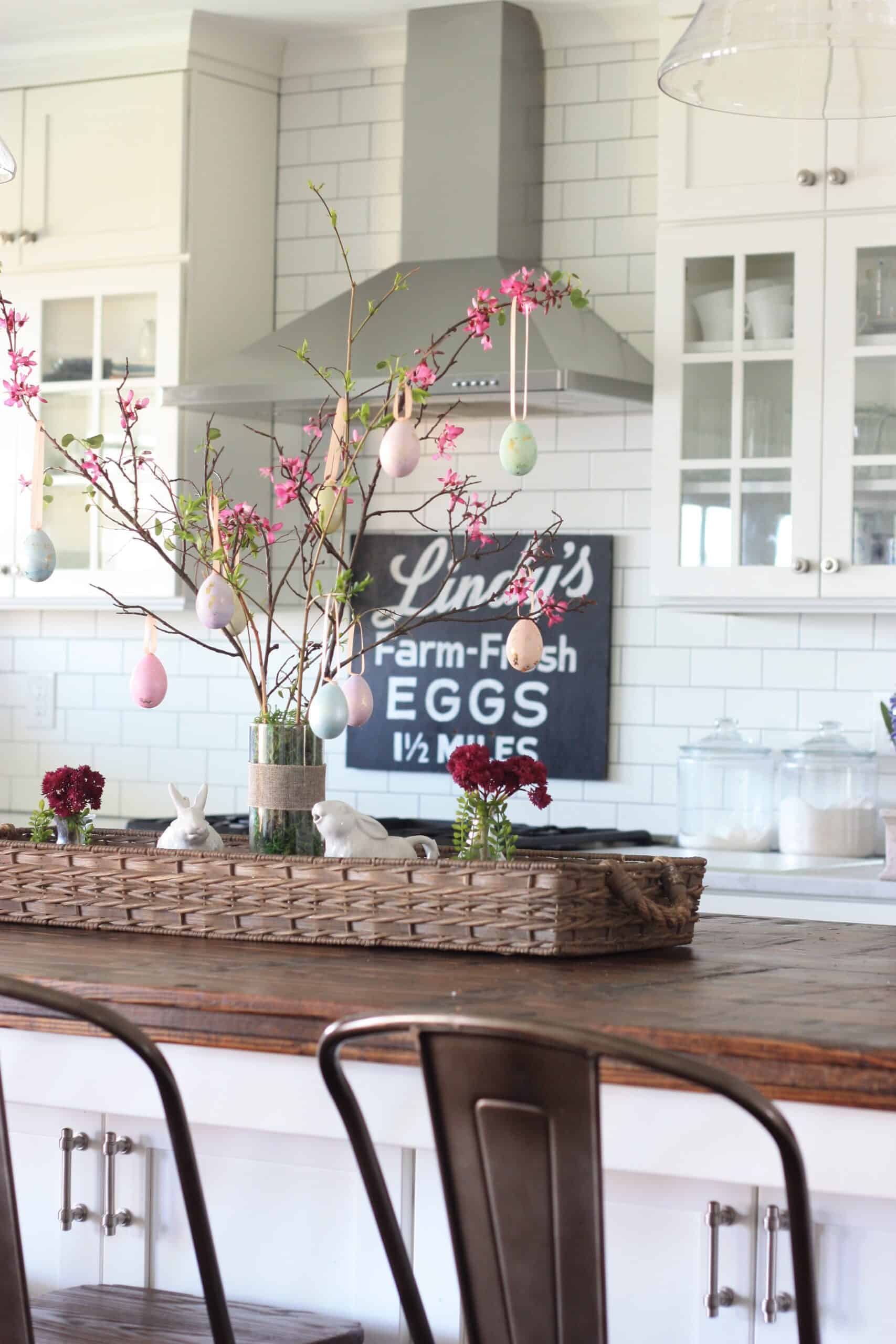 Easy DIY Easter Egg Tree - Boxwood & Spruce DIY Tutorial for Easter